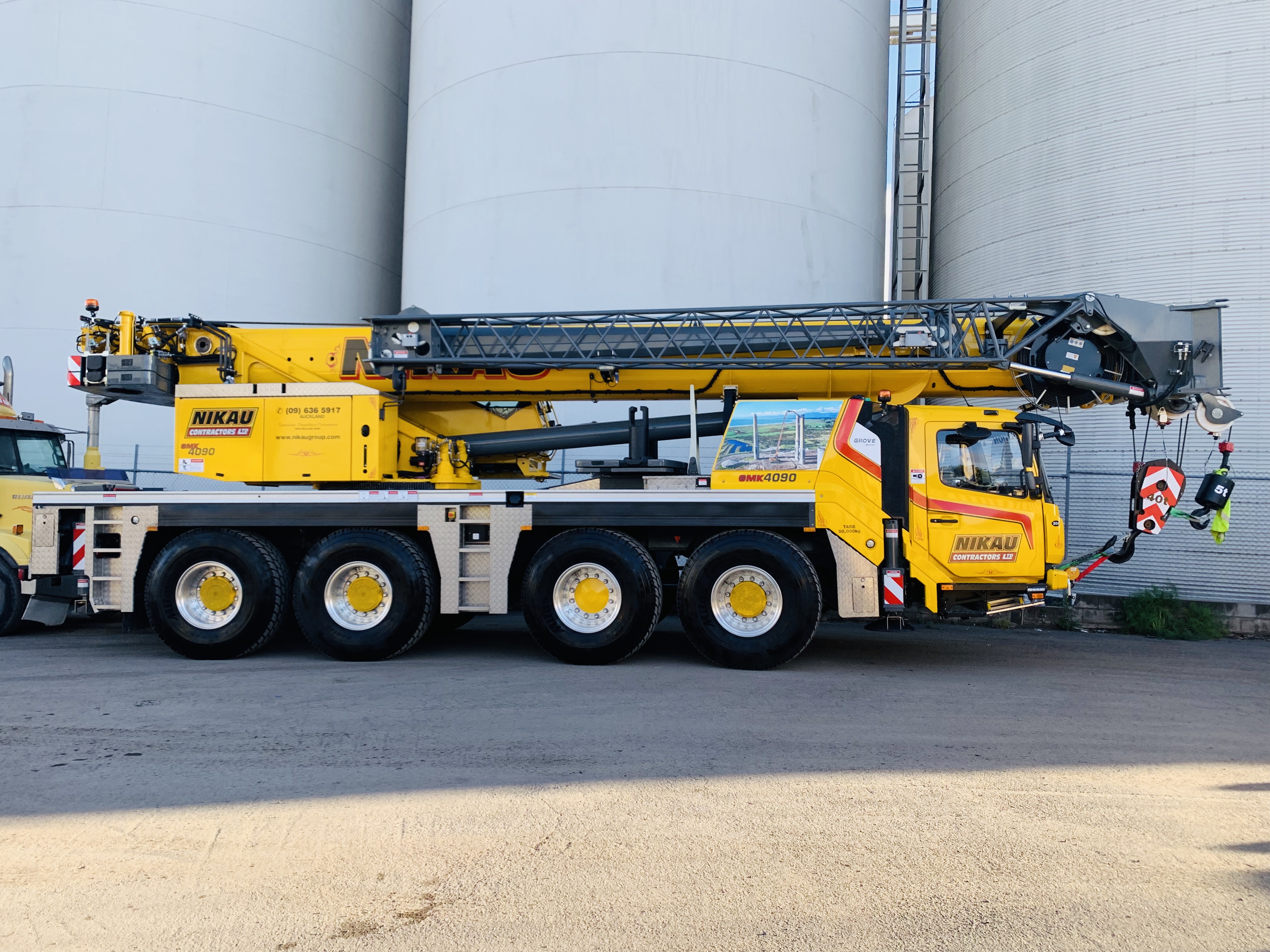Nikau Group Strategic Deconstruction & Environmental :: Cranes