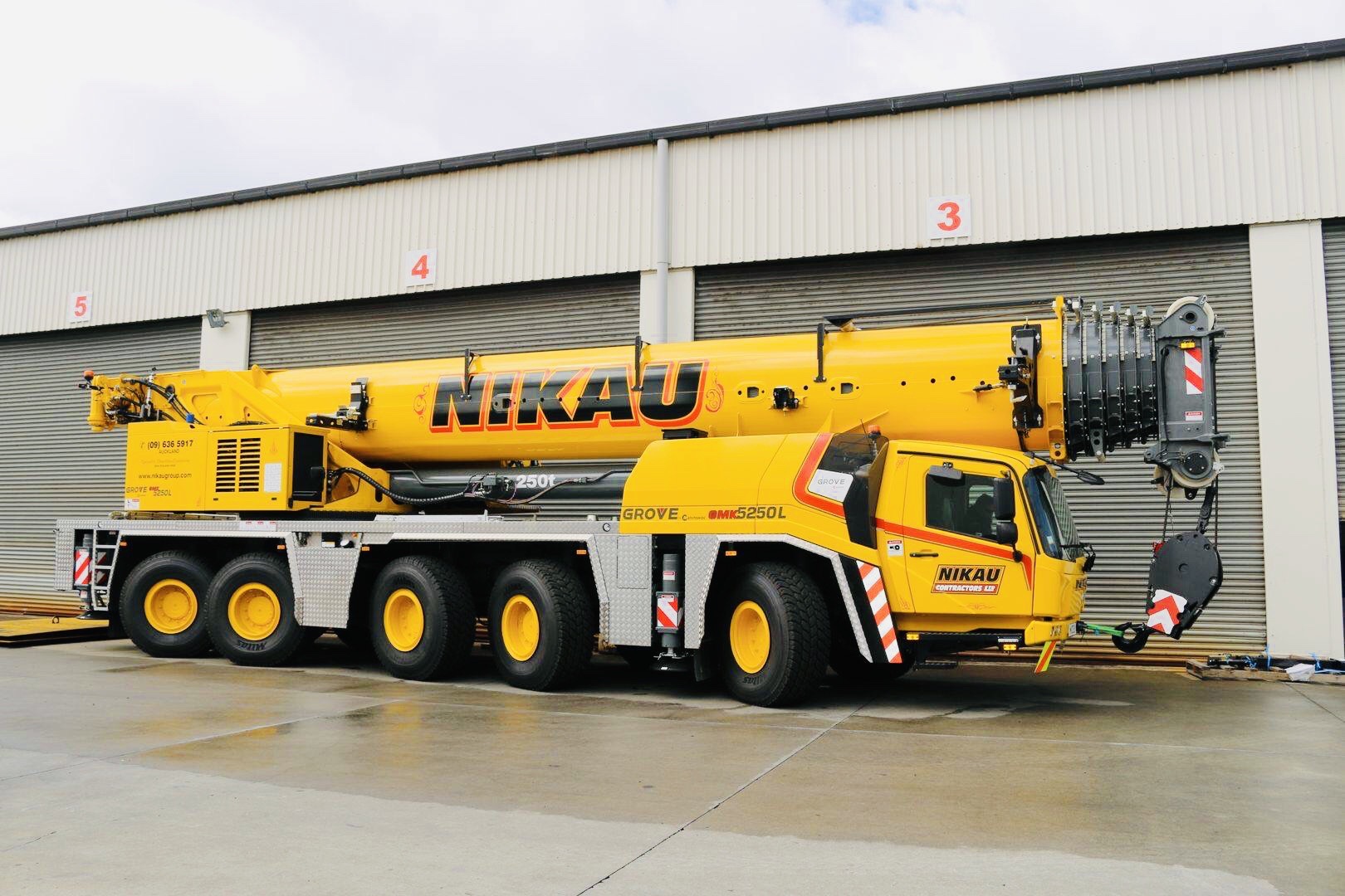 Nikau Group Strategic Deconstruction & Environmental :: Cranes